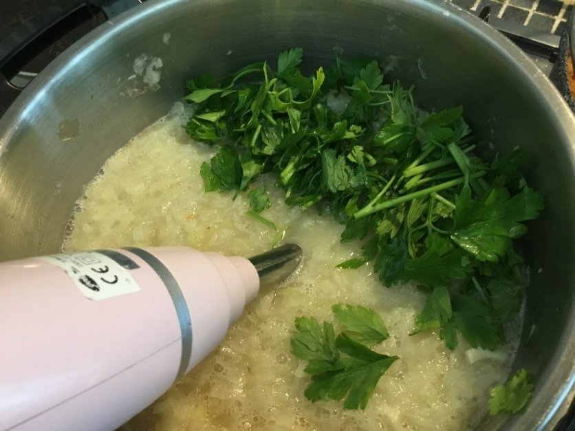 Edema Relief Cabbage Soup (Sour Cabbage Soup with Turmeric and Parsley ...
