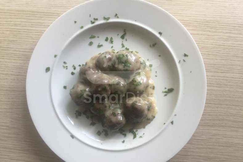 İsveç Köfte (Krema Soslu Tava Köfte) Tarifi - TarifMotoru