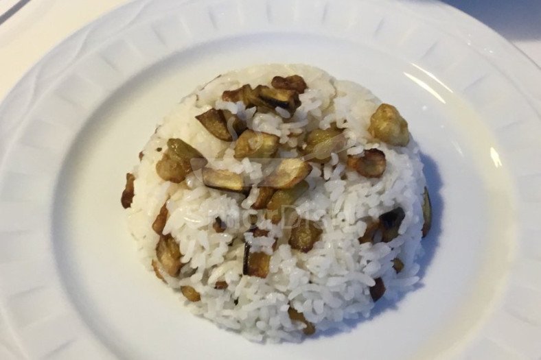 Eggplant Rice Rice Recipe - TarifMotoru